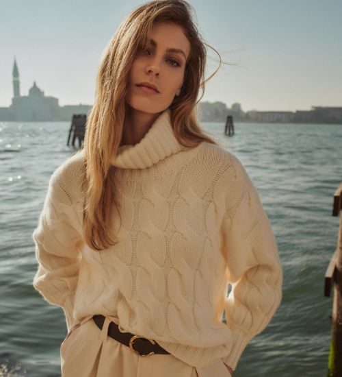 Luxury Cashmere Clothing and Accessories | N.Peal