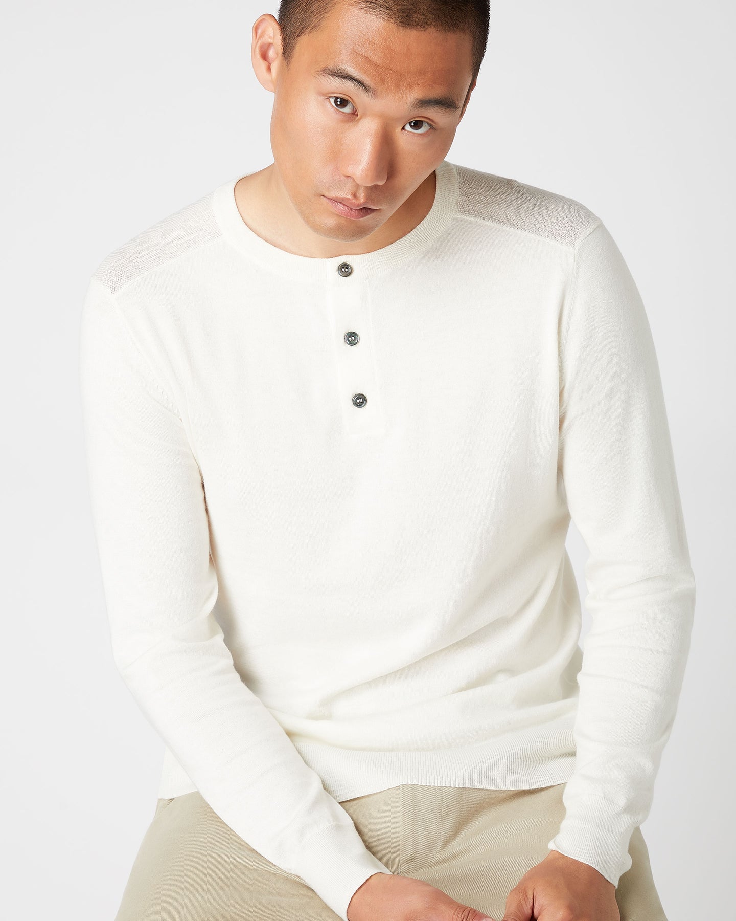 007 Round Neck Henley New Ivory White | N.Peal