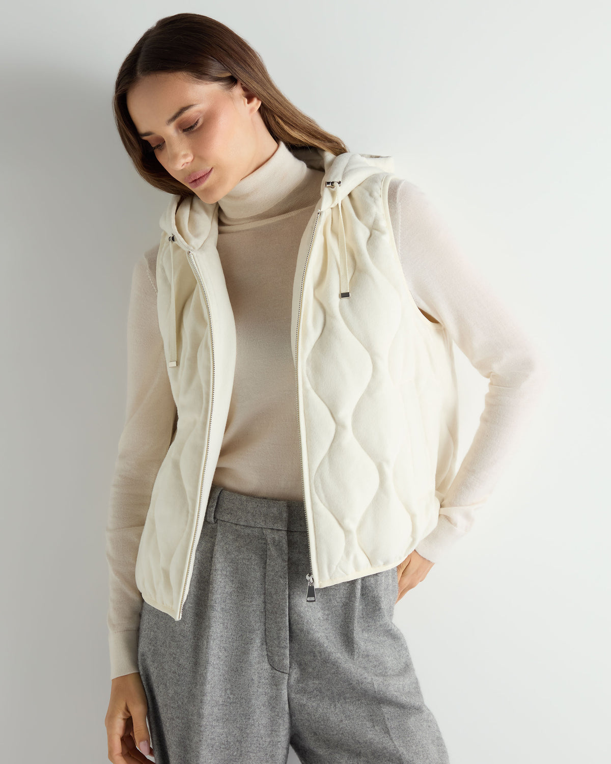 Women's Padded Gilet With Hood White | N.Peal